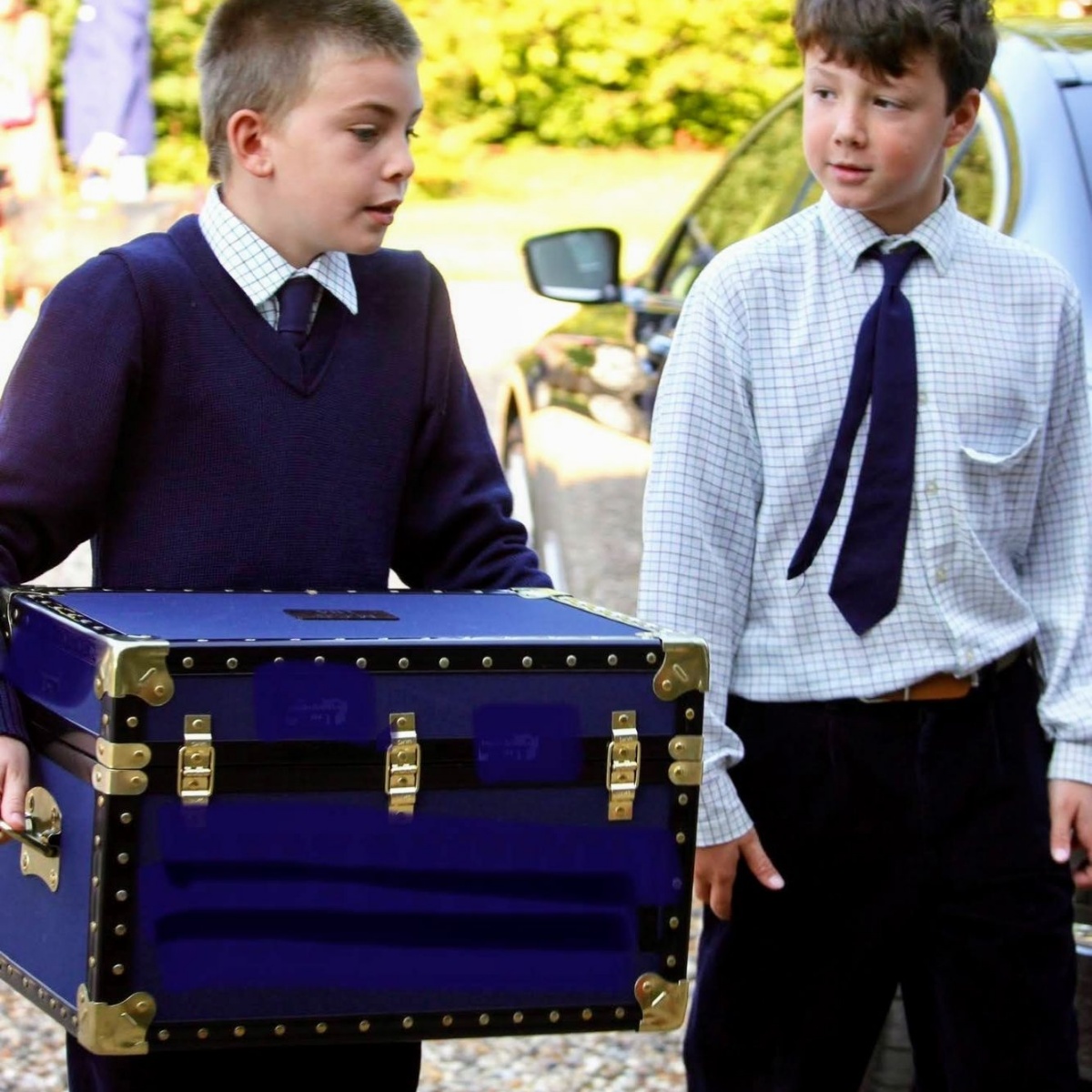 Ludgrove School - 'Old' boys show the new boys the ropes