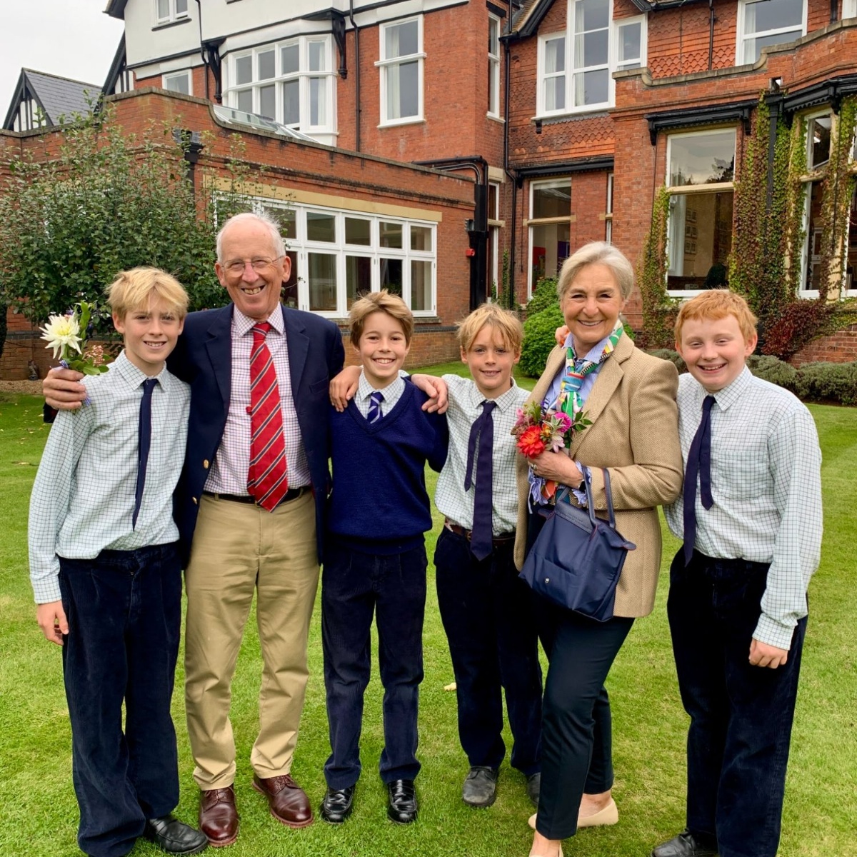 Ludgrove School - Grandparents arrive as the boys' VIP guests